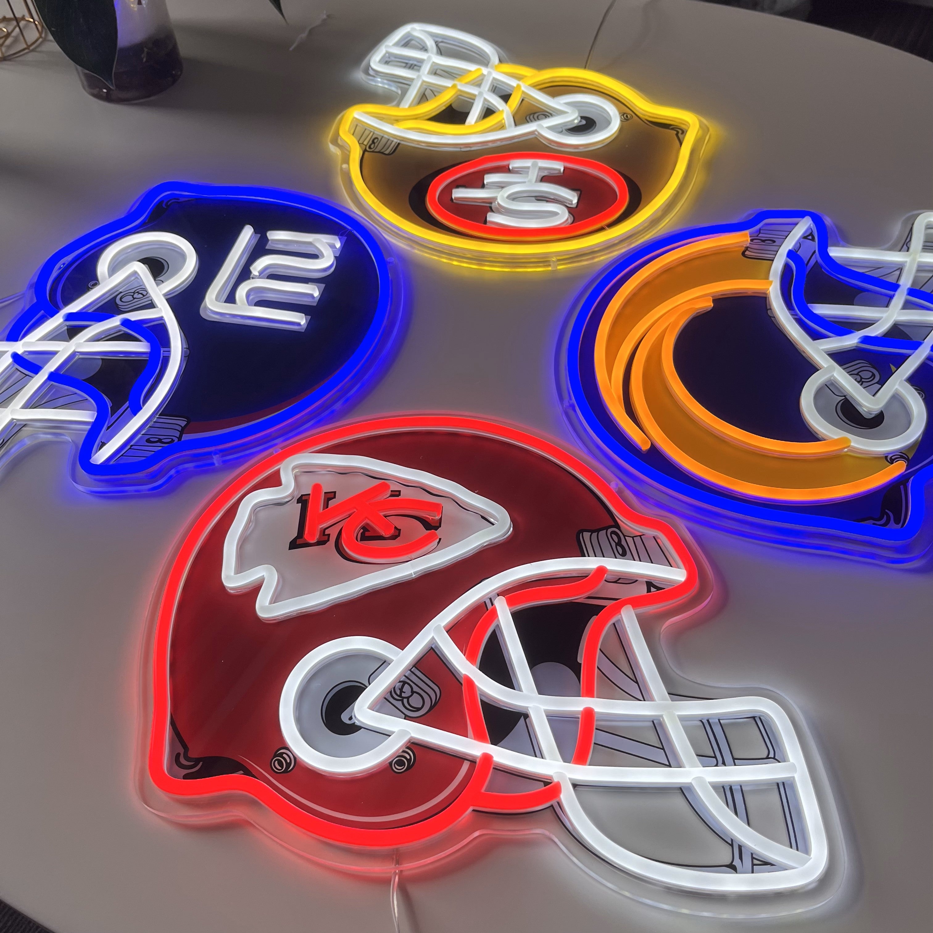 SELICOR Neon Helmet Signs